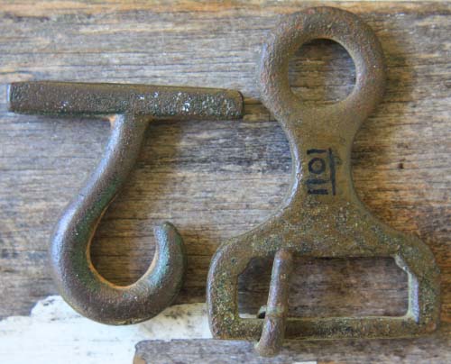 Isaac & Campbell Nap Sac Hook Set ~ TL7714 $160 – Tennessee Lead